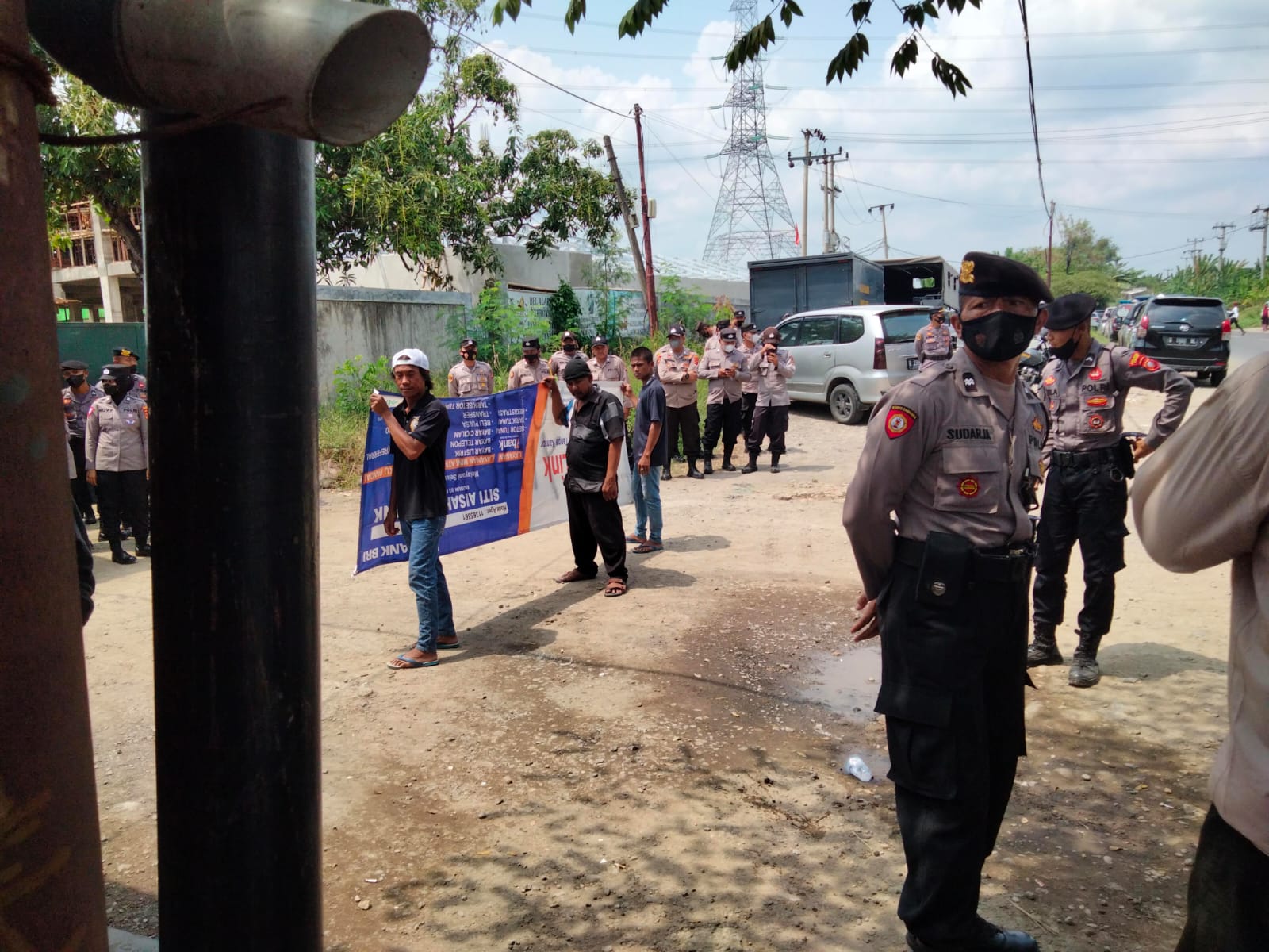 Perwakilan Warga Kanci Tuntut PT.Yihong Tutup – Tabloid Gelombang